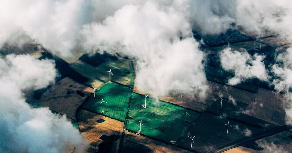 The benefits and costs of the energy mix of the future